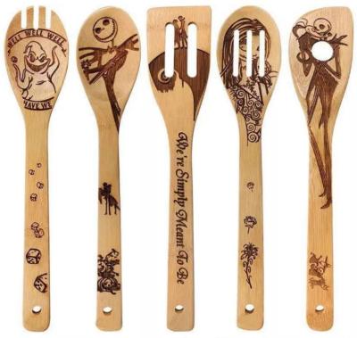 Cina Insieme di bambù a incisione laser della coltelleria degli utensili di bambù della cucina di Natale di Halloween in vendita