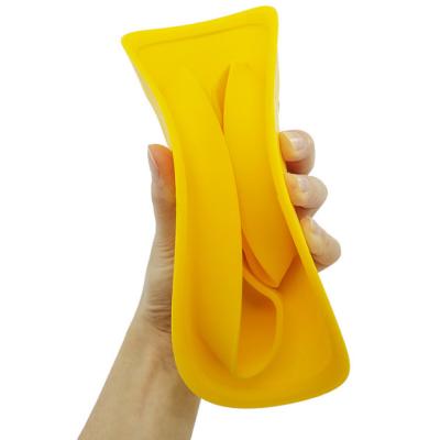 Cina Non slitti i piatti gialli di Duck Silicone Divided Plate Toddler in vendita