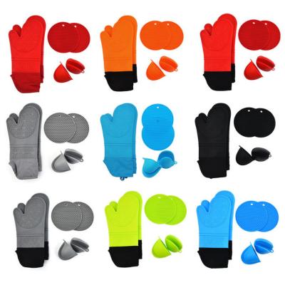 Cina Silicone termoresistente Oven Mitts Pot Holders Sets per cuocere in vendita