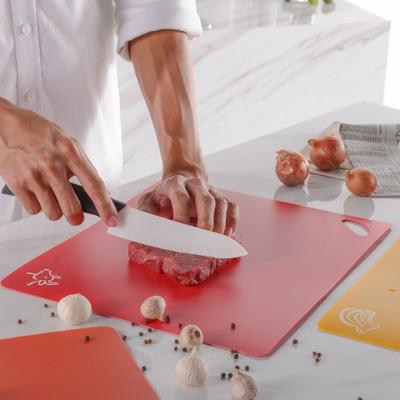 Cina Un tagliere flessibile Mats With Food Icons di 4 prodotti di plastica stabiliti dell'elettrodomestico in vendita