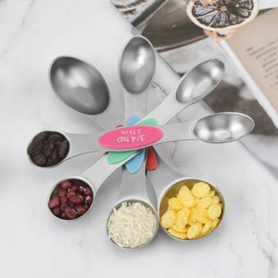 Cina Tazze bollenti di dosatore dell'acciaio inossidabile della cucina per asciutto o liquido in vendita