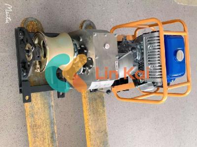 China Detachable Drum Heavy Duty Honda Engine Gasoline Engine Cable Pulling Winch for sale