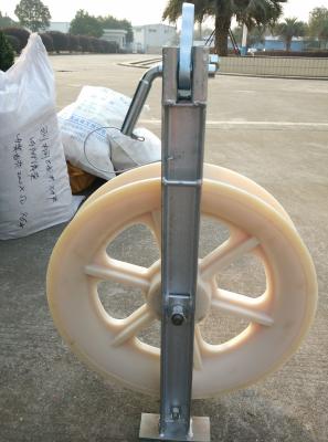 China Het vastbinden van 660*100MM 20KN de Hulpmiddelen van de Optische Vezelkabel Te koop