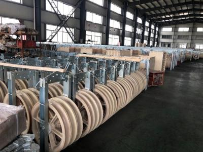 Cina linea sopraelevata di Stringing Blocks For del conduttore della ruota 40kN tre in vendita