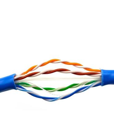 China Oem Utp Ftp Sftp Ethernet Cable Cat5e Network Cable  For Internet Device for sale