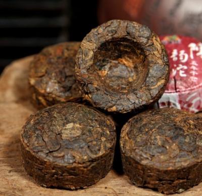 중국 유기 Pu Erh 소형 Tuo Cha의 강력한 풍미를 가진 요리된 윈난 성 Puer 차 케이크 판매용