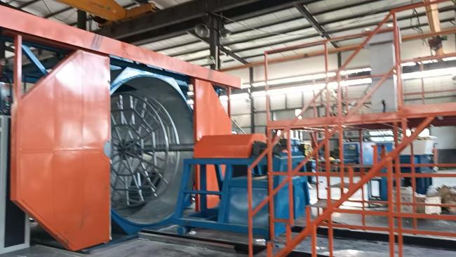 Shuttle Rotomolding Machine - Detailed Component View