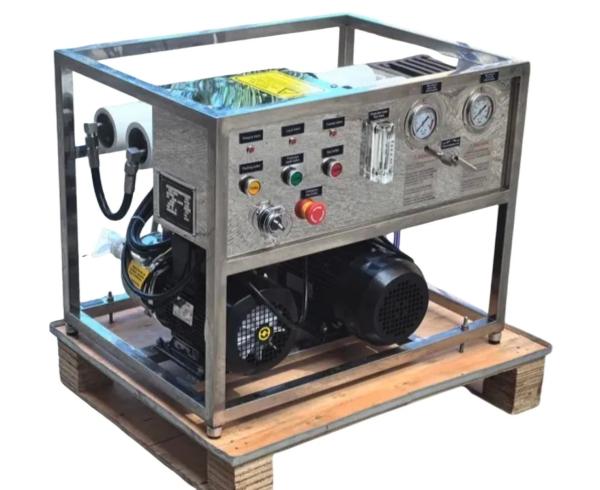 Quality Compact Seawater Desalination System for Outdoor and Emergency Use for sale
