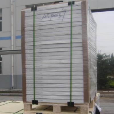 Carbonless Paper with smooth surface in sheet
