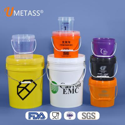 Cina Classificazione alimentare 5 galloni di plastica in PP secchi rotondi con coperchio e maniglia di ferro in vendita