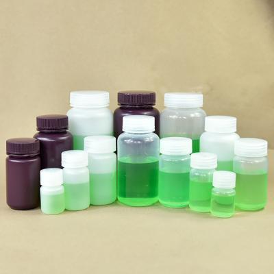 Cina Bottiglie di medicinali di plastica bianche e traslucide in vendita