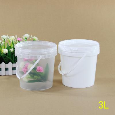 China Eco-Friendly 1-5L Plastic Ice Beer Food Fermentation Bucket with Lid Made to Order for sale