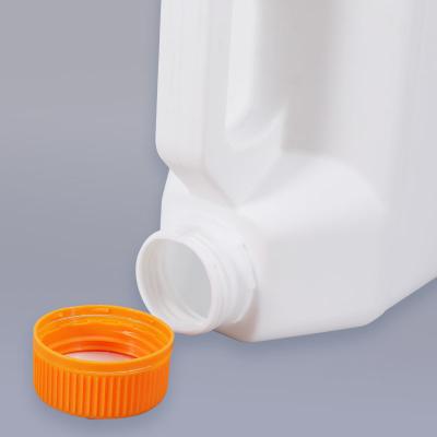 China 5L HDPE Plastic Jerry Can for Oil Water Wine and Spice Transport In Mold Label Printing for sale