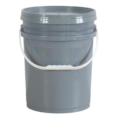 China Thickened 20 Liter Food Grade 5 Gallon Plastic Pail Bucket With Lid Handle For Paint Oil for sale