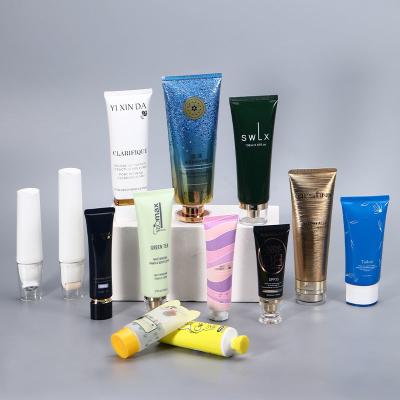 Chine Nettoyeur du visage et crème pour les mains Bouteilles en plastique souple à comprimer Emballage cosmétique portable à vendre