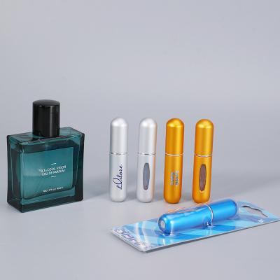 Chine Bouteille de parfum à pulvérisation de poche portable de 5 ml rechargeable pour les voyageurs à vendre