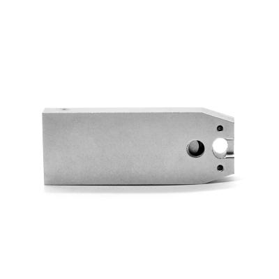 Cina Fresatura di metalli Tornitura di pezzi di ricambio per lavorazioni meccaniche CNC in alluminio Taglio laser OEM in vendita