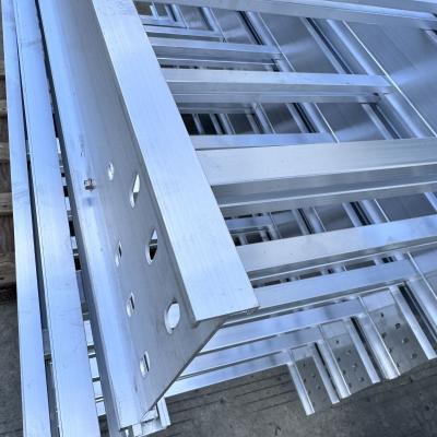 China Excellent Ventilation Gi Ladder Cable Tray 6-36 in Width for sale