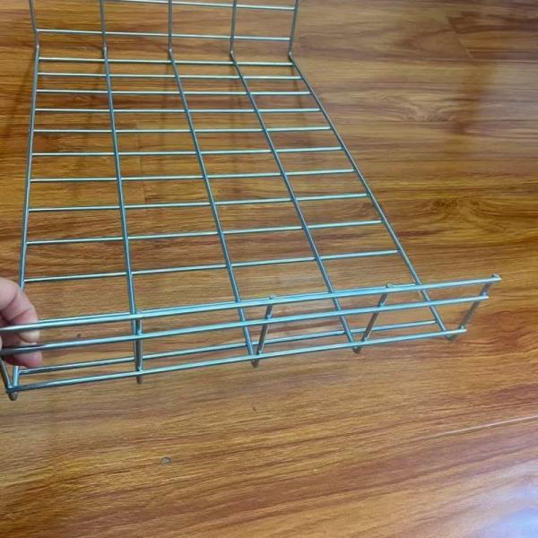 Quality Galvanized Iron Gi Wire Mesh Cable Tray For Data Centers Office Buildings for sale