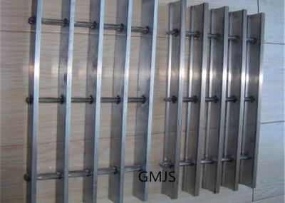 Cina Ditta di piastra metallica di anti scivolo di alluminio per la piattaforma, spessore di 3MM in vendita