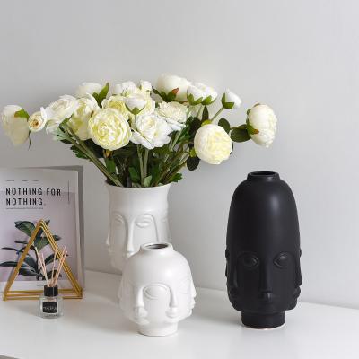中国 卸売価格のOEMの庭の装飾的な陶磁器プランター 販売のため