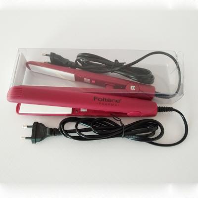China Low Price 3 Inch Ceramic Mini Hair Iron Korean Hair Straightener for sale