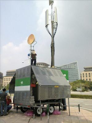 China Mastro telescópico neumático de 25 m con bloqueo cargas útiles de 200 kg NR4200-25000-200L para torre de telecomunicaciones móviles en venta