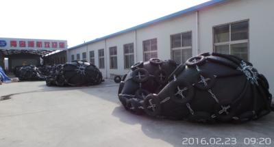 China Mooring Truck Tyre Yokohama Floating Fenders Ship To Ship Protection for sale
