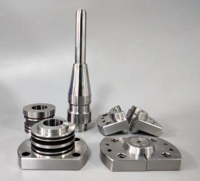 중국 다중기능 플라스틱 사출 몰드 도구 SCM440 S136 물질 판매용