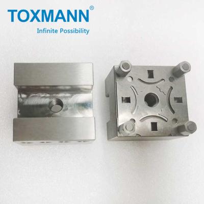 China High Precision Aluminum Stainless Steel Metal CNC Machining Parts zu verkaufen