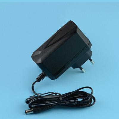 China Mini Electrical Sewing Machines Switching AC DC Power Adapter Right Angle AC 100V To 240V 50/60Hz for sale