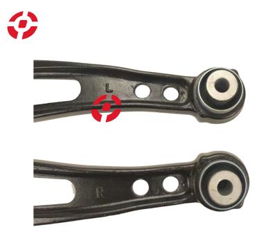 중국 앞 오른쪽 하부 서스펜션 팔 앞축 하부 트랙 제어 팔 LR034217 판매용