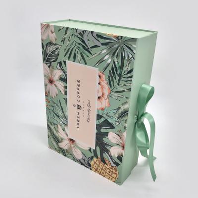 Cina Stoccaggio d'imballaggio pieghevole verde chiaro Matt Paper For Skin Care del cartone della scatola in vendita