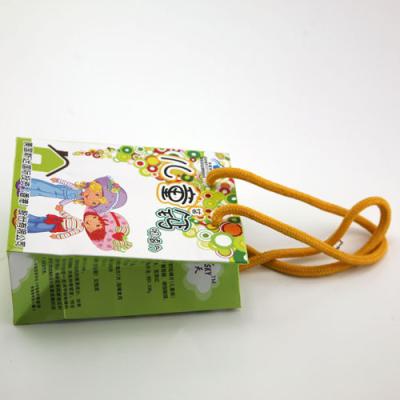 China Factory Supply Low Cost PP Handle Paper Gift Bag Custom Design Print Color for sale