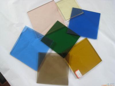 Cina Vetro colorato temperato 8 mm 10 mm Vetro colorato rinforzato con spessore e dimensioni personalizzate in vendita