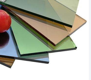 Cina Vetro galleggiante riflettente con colori blu/verde/bronzo/giallo in vendita