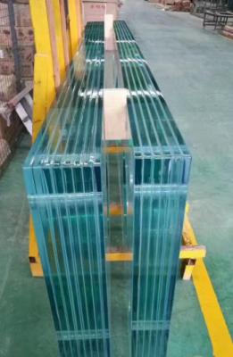 China Venda a quente de vidro laminado temperado para edifícios e janelas à venda