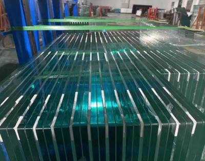 China Venda a quente de vidro laminado temperado para edifícios e janelas à venda