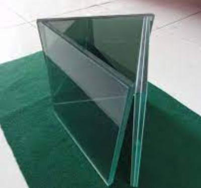 Cina Cina Fabbricante Popular Premium Quality Tempered Extra Clear Laminated Glass in vendita