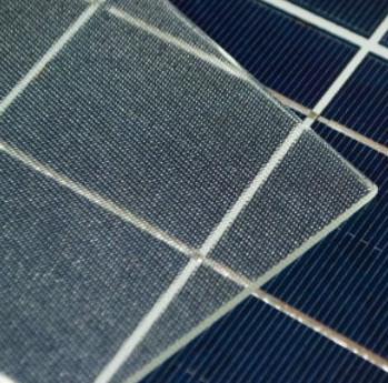 Cina Vetro solare fotovoltaico ultra trasparente vetro a basso contenuto di ferro per la costruzione di centrali elettriche in vendita