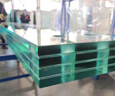 Cina Dimensioni personalizzate vetro laminato temperato trasparente con intercalare PVB / SGP in vendita