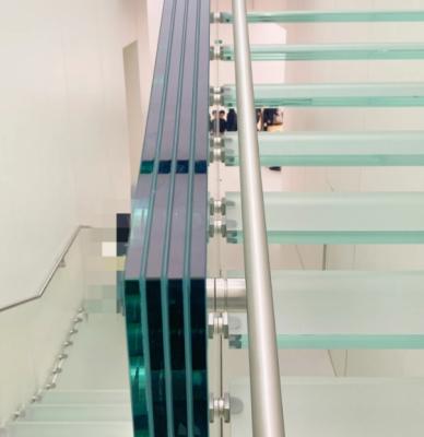 China 6.76-12.38mm Building Laminated Tempered Decorative Construction Safety Stair Glass for sale