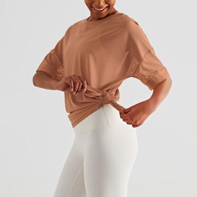 China Korte de Kokert-shirt van tweezijdige de Geschiktheidsvrouwen van Brokaatmesh stitching casual sports top Te koop