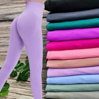 China Solid Color Scrunch Butt Leggings Push Up Nylon Seamless Squat Proof for sale