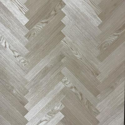 Cina Parquet di legno bianco di quercia naturale Veneer di legno A/AA Grado 100-195cm*0.45mm in vendita