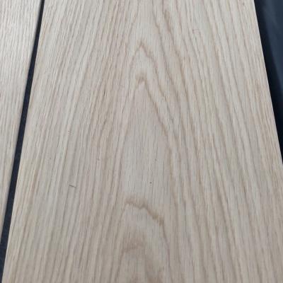 Cina Al dettaglio AA naturale di grano retto 0,45 mm lamiere di rivestimento in legno di quercia bianco rivestimento in legno di quercia per pavimenti rivestimento in legno di quercia pannello murario in vendita