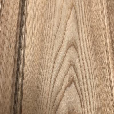 Cina Veneer di legno di olmo naturale 0.2mm 0.3mm 0.5mm 1mm 2mm 3mm Granella di montagna Flat Cut Elm Veneers Legno in vendita