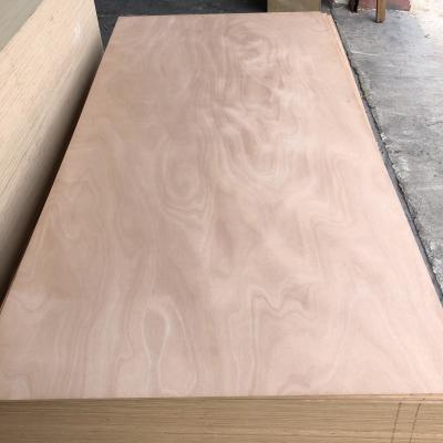 Cina Compensato di legno duro strutturale resistente all'umidità con finitura impiallacciata multiscena durevole in vendita