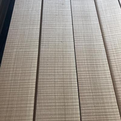 Cina Bordo quadrato Impiallacciatura di legno duro Compensato multiscena Resistente all'umidità in vendita