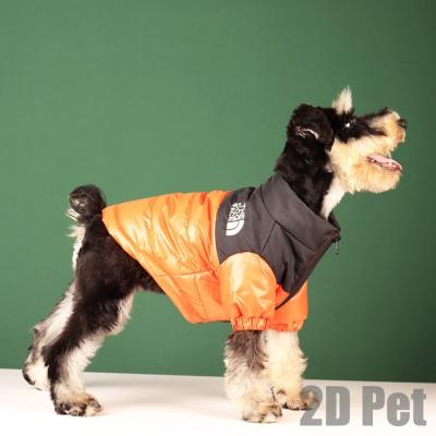 Cina Impermeabilizzi piumino del cane del carlino del barboncino del rivestimento dell'inverno del fronte del cane il piccolo in vendita